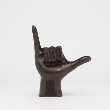 ② Sculpture, SHAKA / Hang Loose Hand Signal Sculpture in — Kunst ...