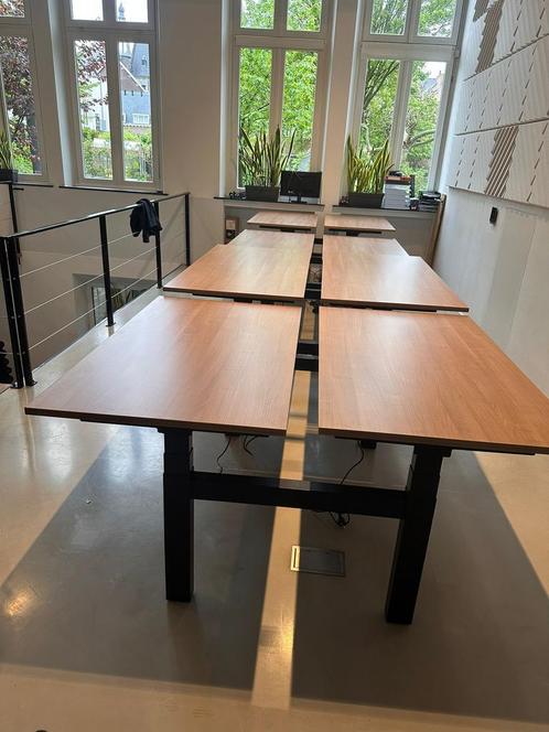 ② Ahrend Duo Zit Sta Bureau Elektrisch - Duo Werkplek — Bureaux — 2ememain