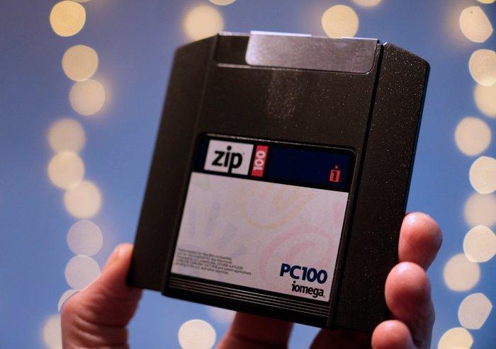 ② Apple Iomega ZIP 100MB Portable USB Drive – Complete Set - — Consoles ...