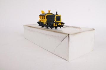 ② Roco H0 - 43678 - Diesellocomotief (1) - Sik 355 met Hiab — Trains ...