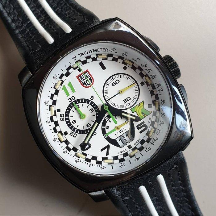 ② Luminox - Tony Kanaan Big Date (Ltd. Ed.) - 1146 - Heren - — Horloges ...